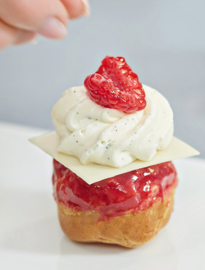 RASPBERRY & VANILLA CHOUX - Avonmore Professional